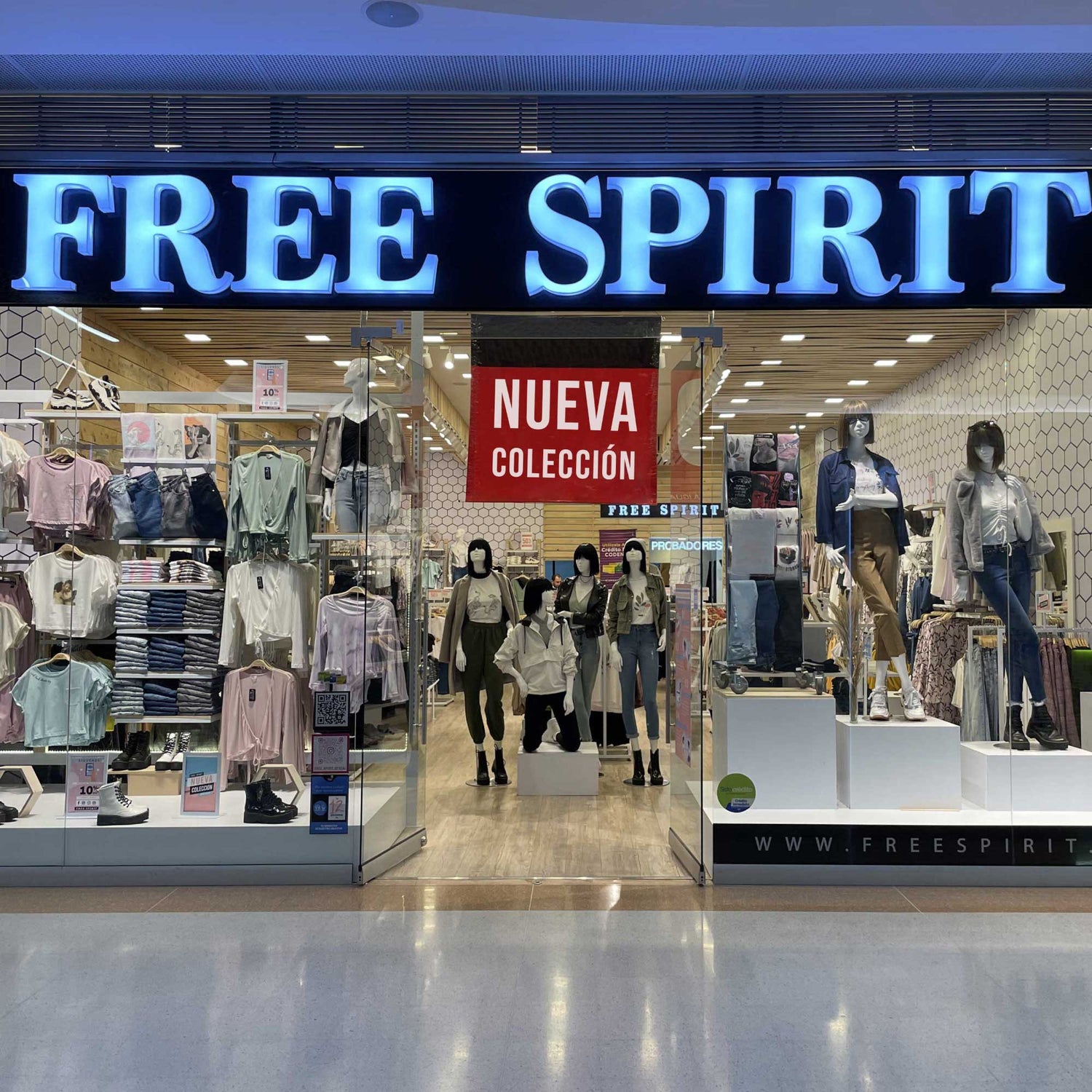 C.C. Gran Plaza El Ensueño – FREE SPIRIT Tienda de Ropa para Mujer